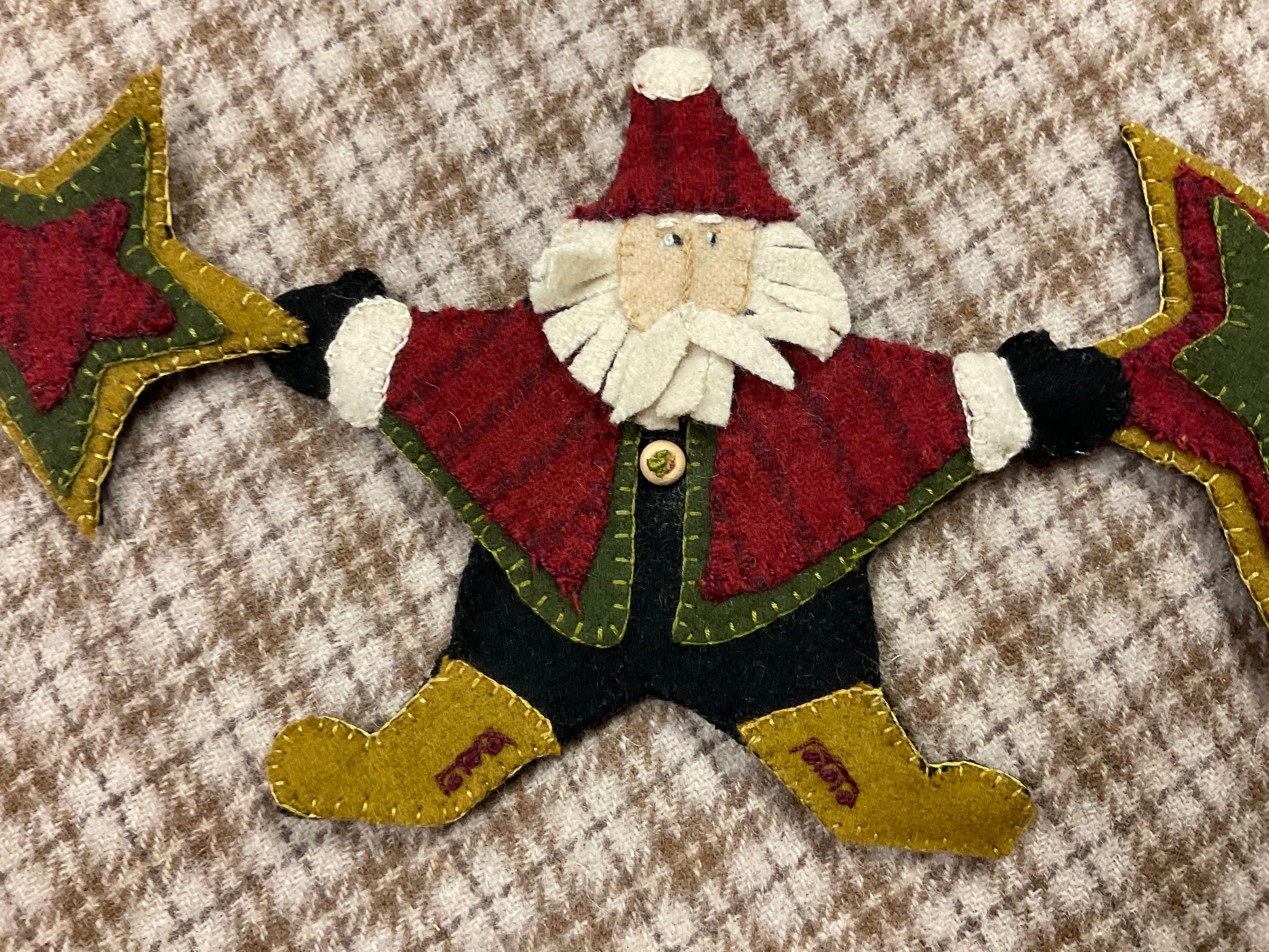 Starry Night Santa Garland – Searsport Rug Hooking