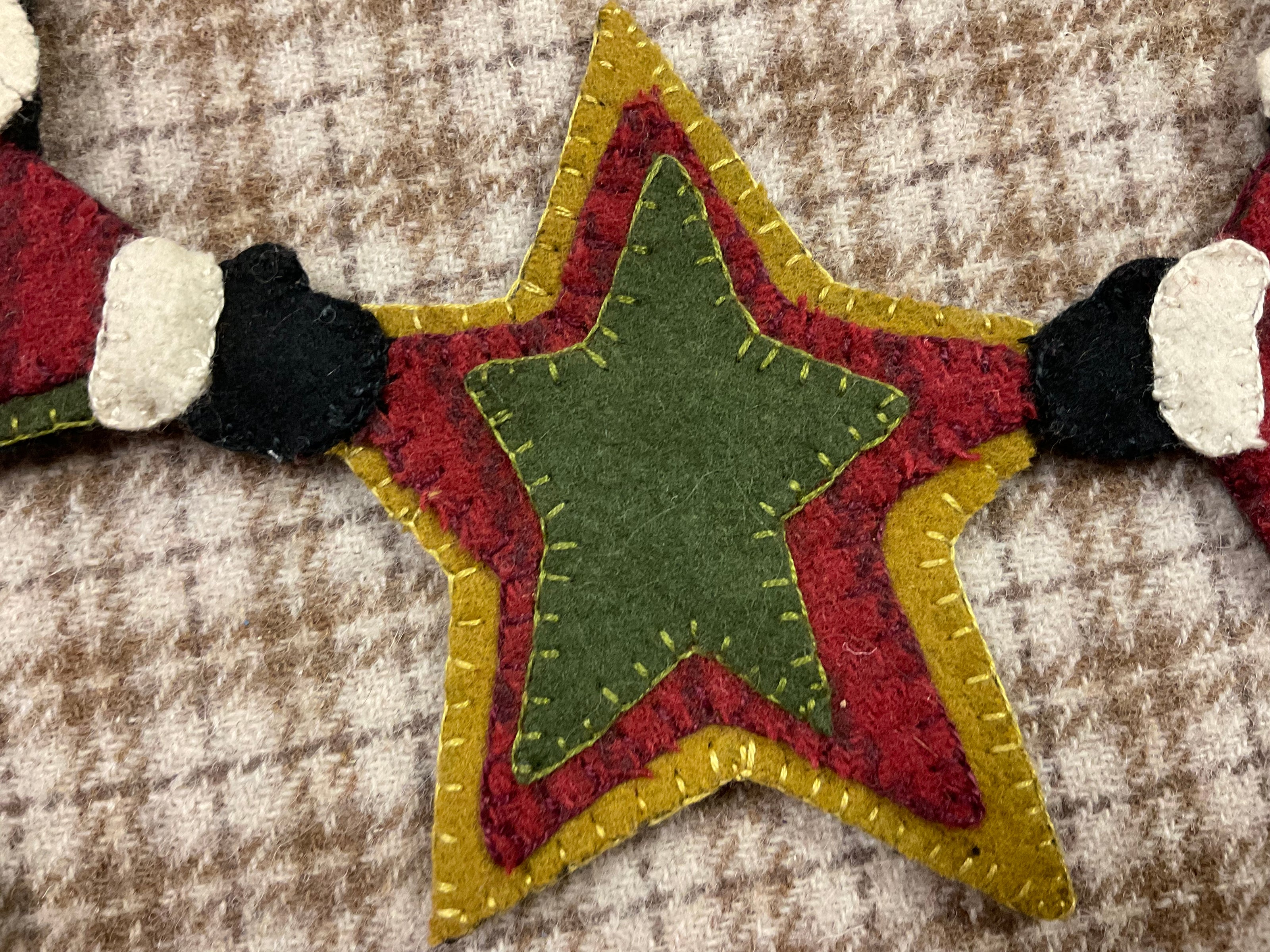 Starry Night Santa Garland – Searsport Rug Hooking